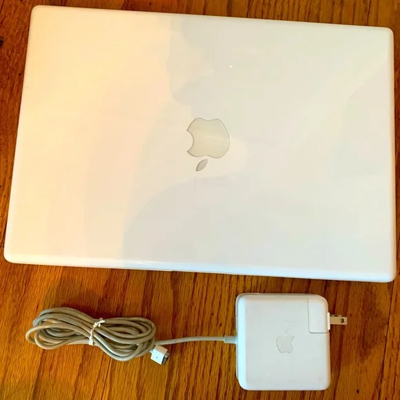 White Apple Laptops
